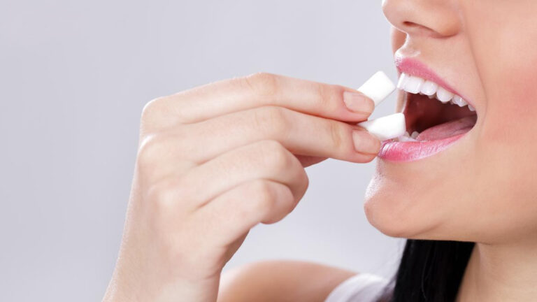 Los beneficios que no conocías de masticar chicle | Global Play